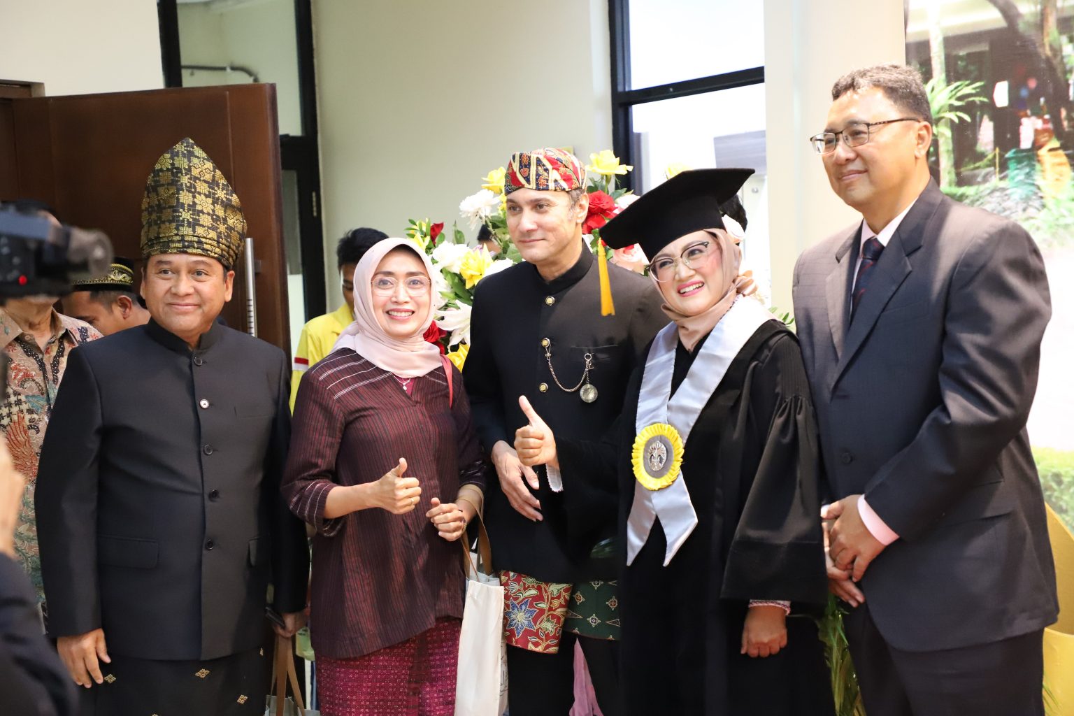 Pengukuhan Guru Besar Tetap Prof. Sari Wahyuni, Ph.D. Universitas ...